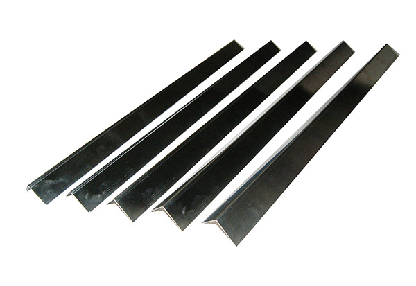 Gas Grill Heat Angle | Weber Grills | Genesis Gold B 2000-01
